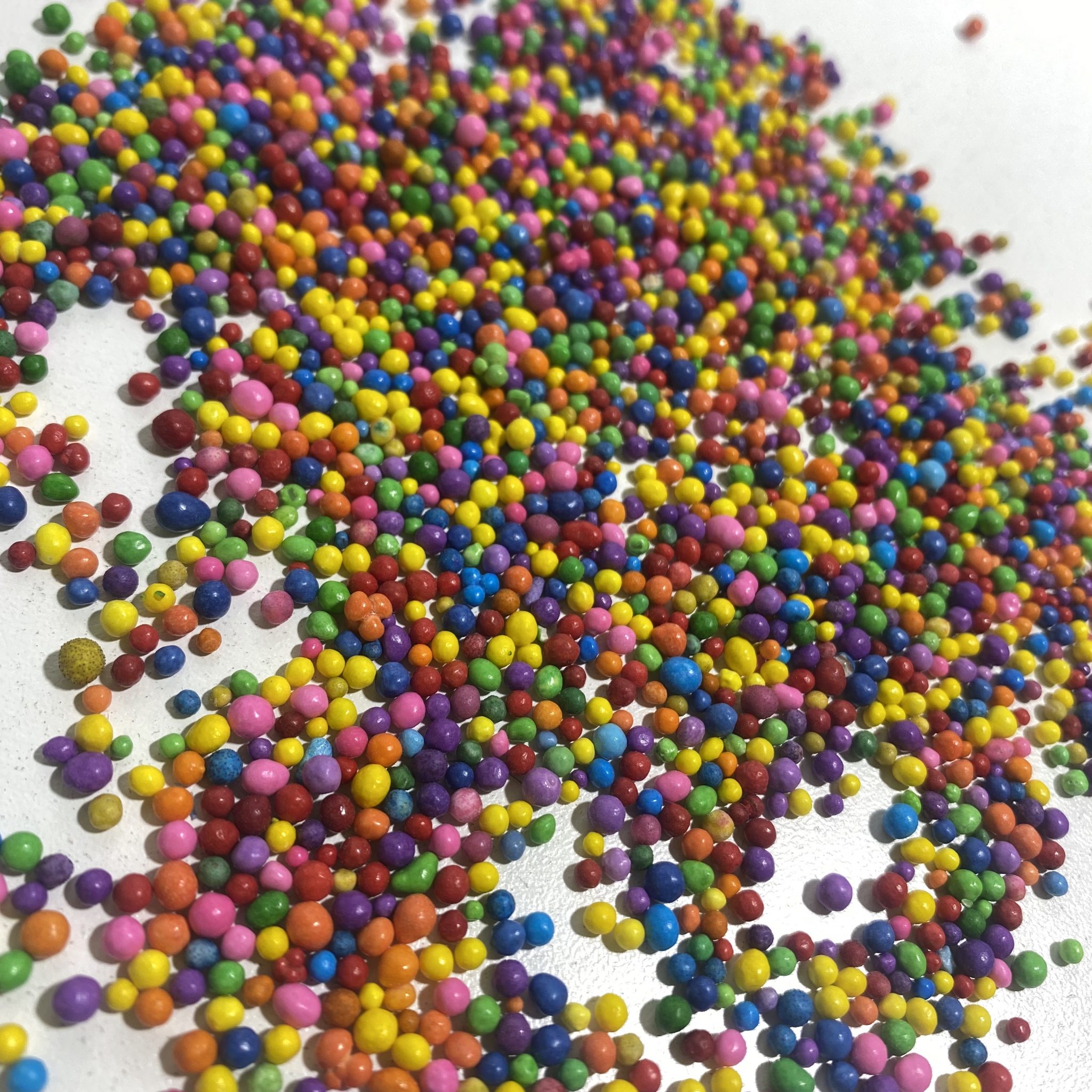 GRAGEAS MULTICOLOR X 100G. (1156) - Gonic